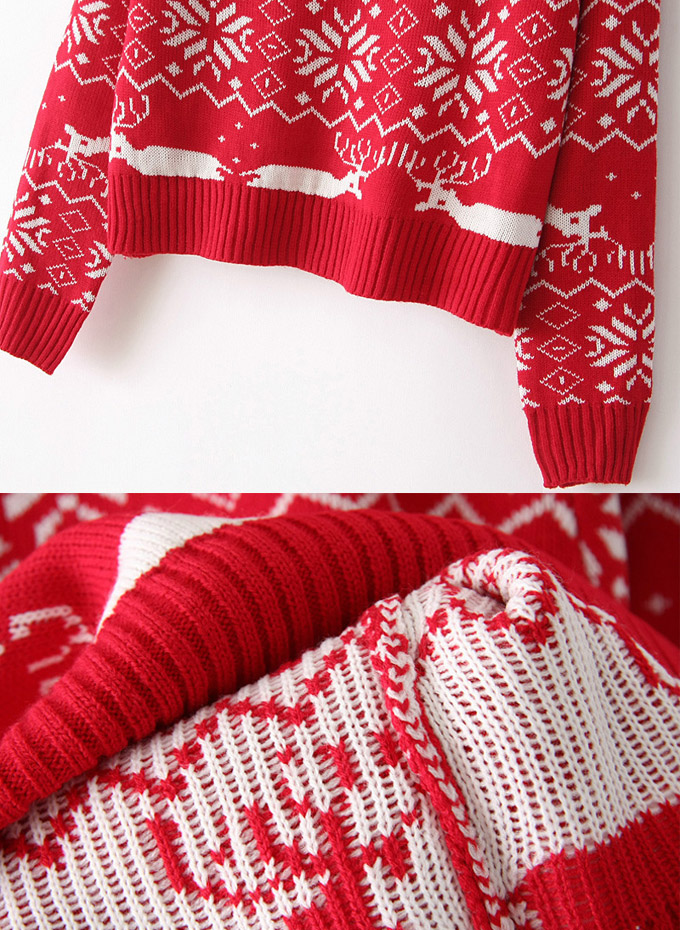 Deers & Snowflakes Print Cropped Sweater on Luulla